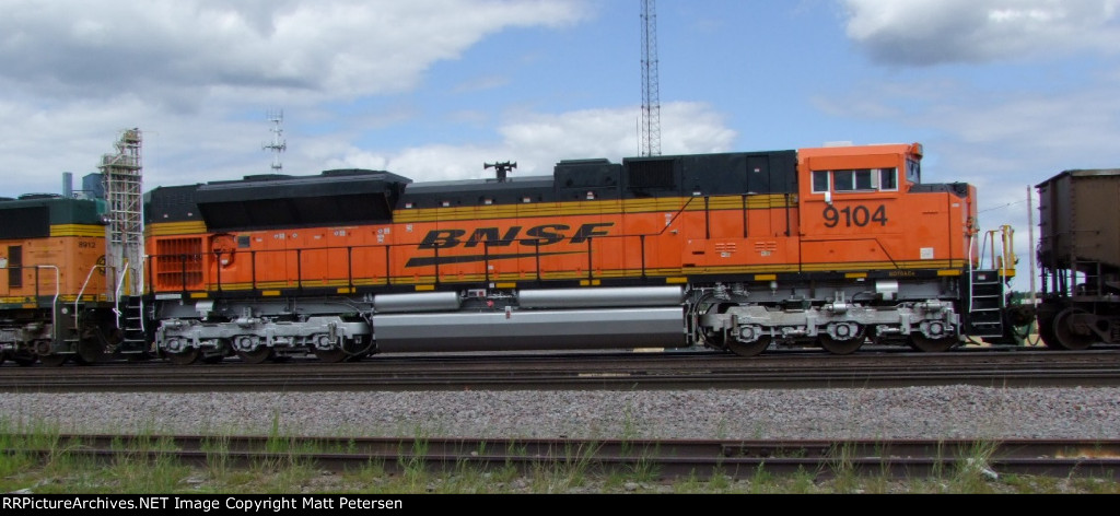 BNSF 9104